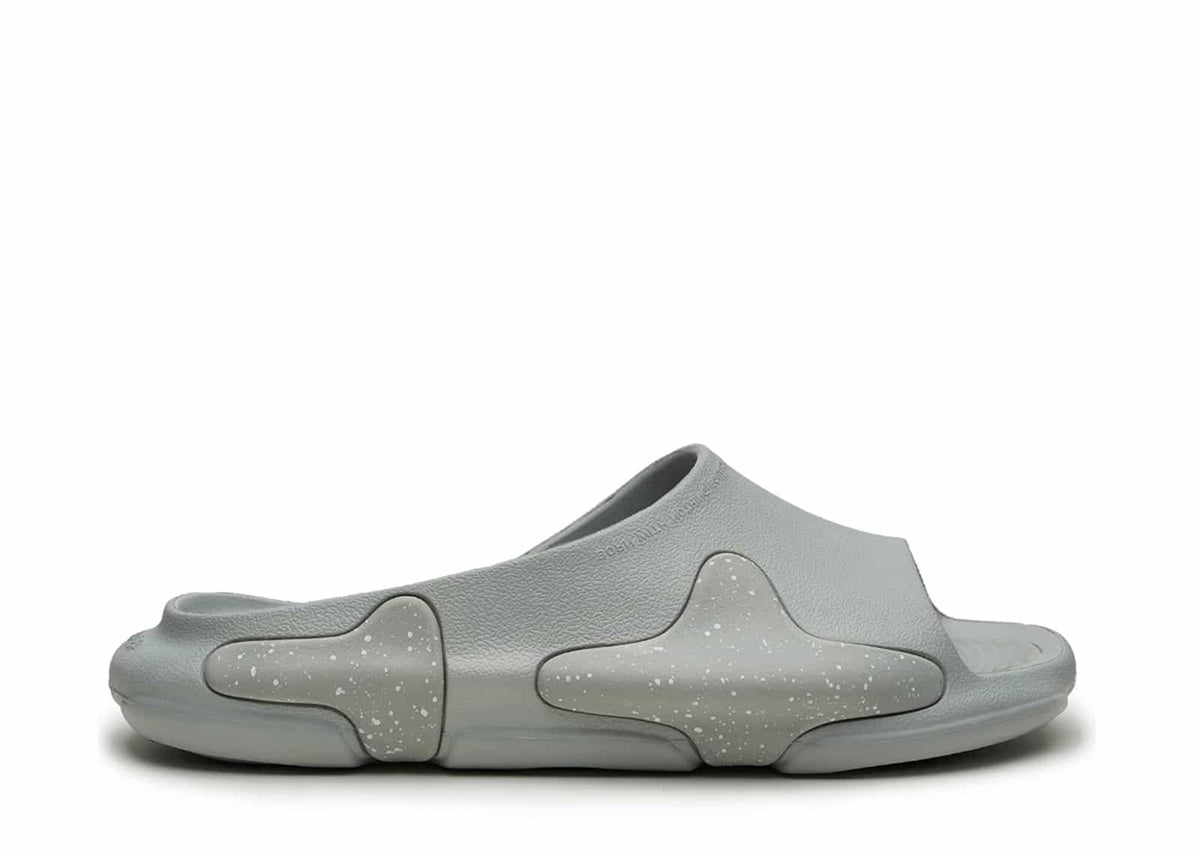 Equalizer Oasis Slides 'Cement Grey' – HEAD2SOLE